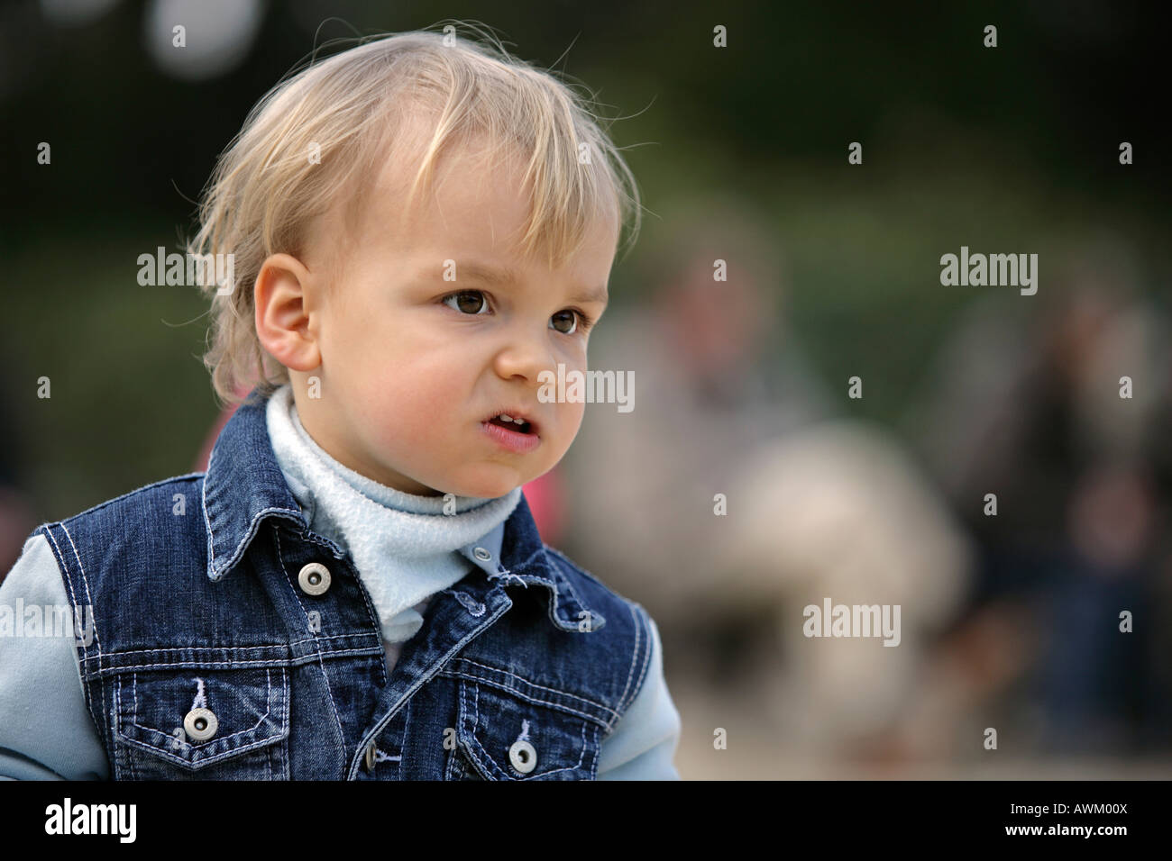 Portrait of a young boy Stock Photo - Alamy