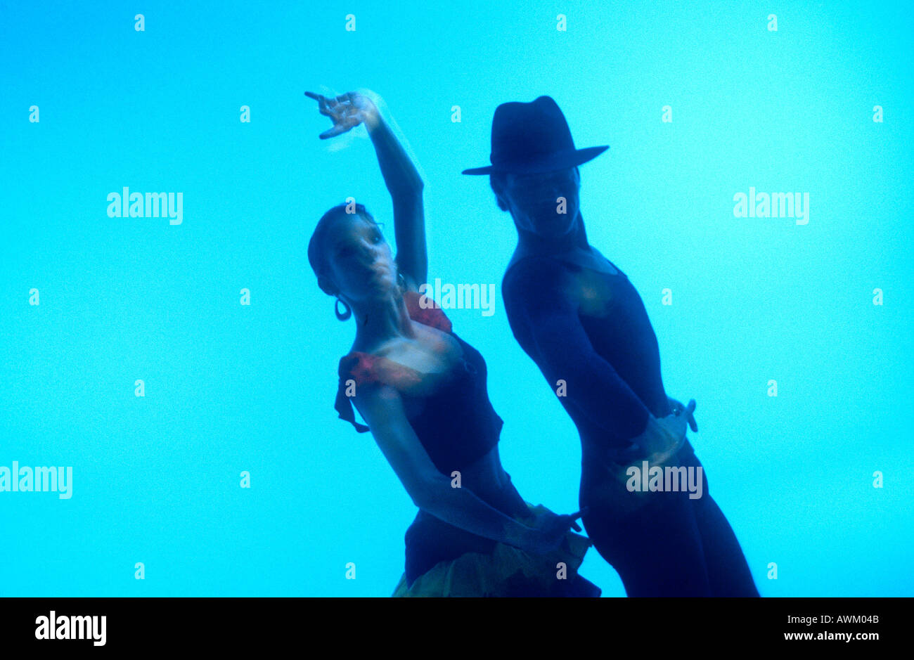 Two flamenco dancers dancing Stock Photo - Alamy