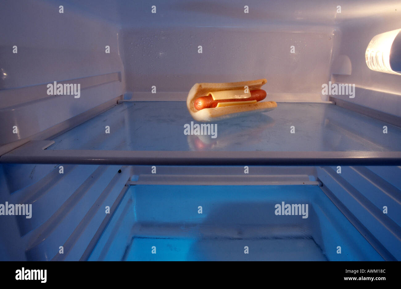 Hot dog refrigerator hi-res stock photography and images - Alamy