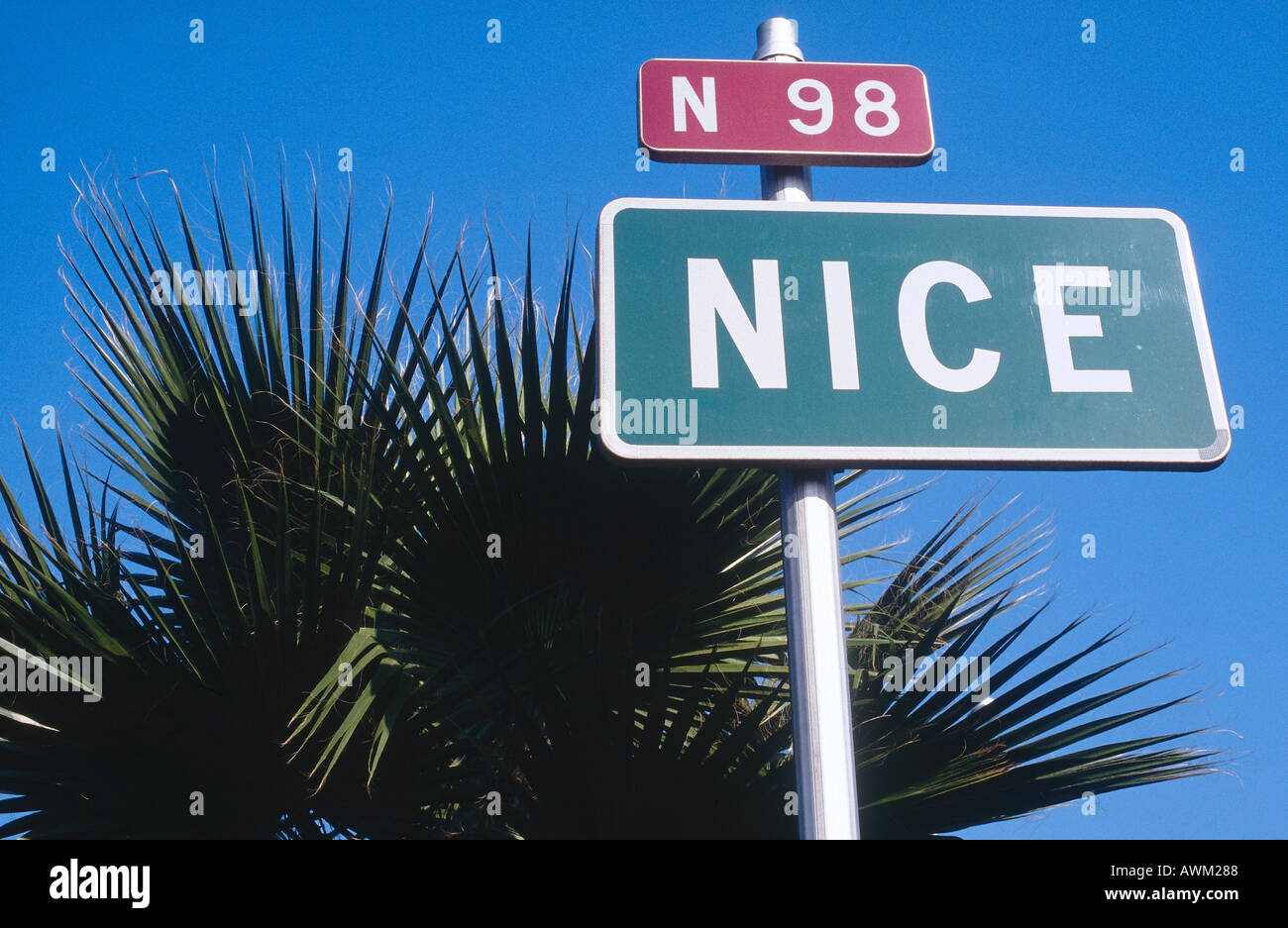 Road signs nice france hi-res stock photography and images - Alamy