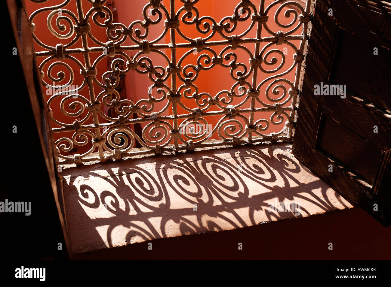 Grated windows hi-res stock photography and images - Alamy