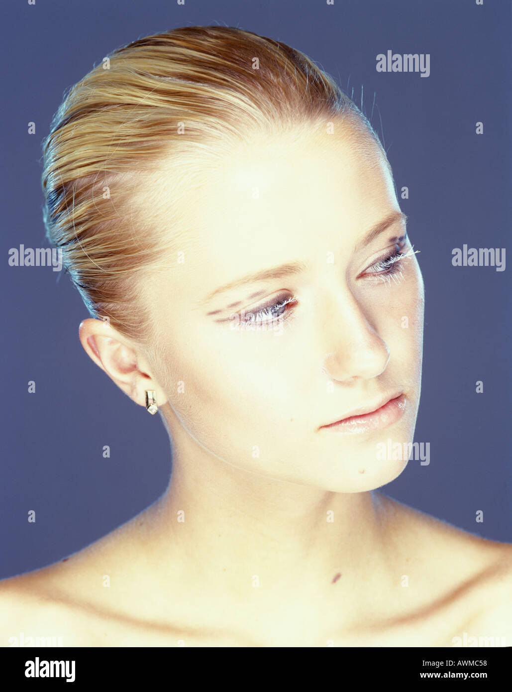 Semi profile portrait hi-res stock photography and images - Alamy