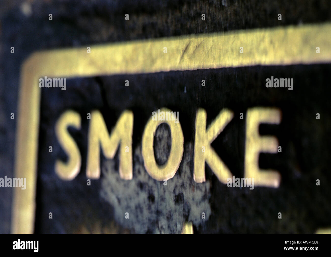 Non smokers sign hi-res stock photography and images - Alamy