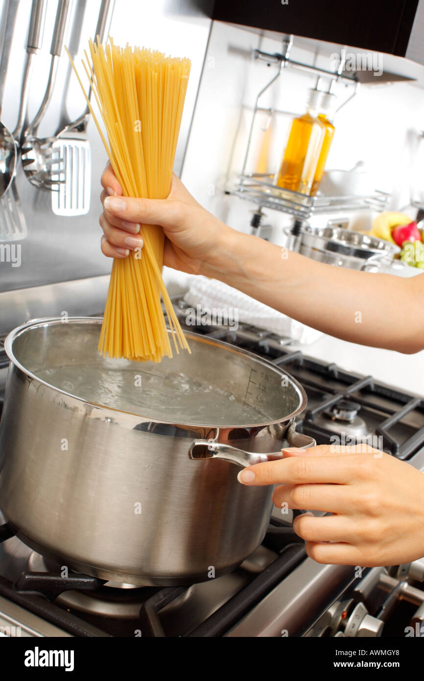 Spaghetti rods hi-res stock photography and images - Alamy