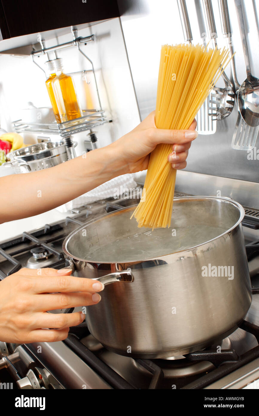 Spaghetti rods hi-res stock photography and images - Alamy