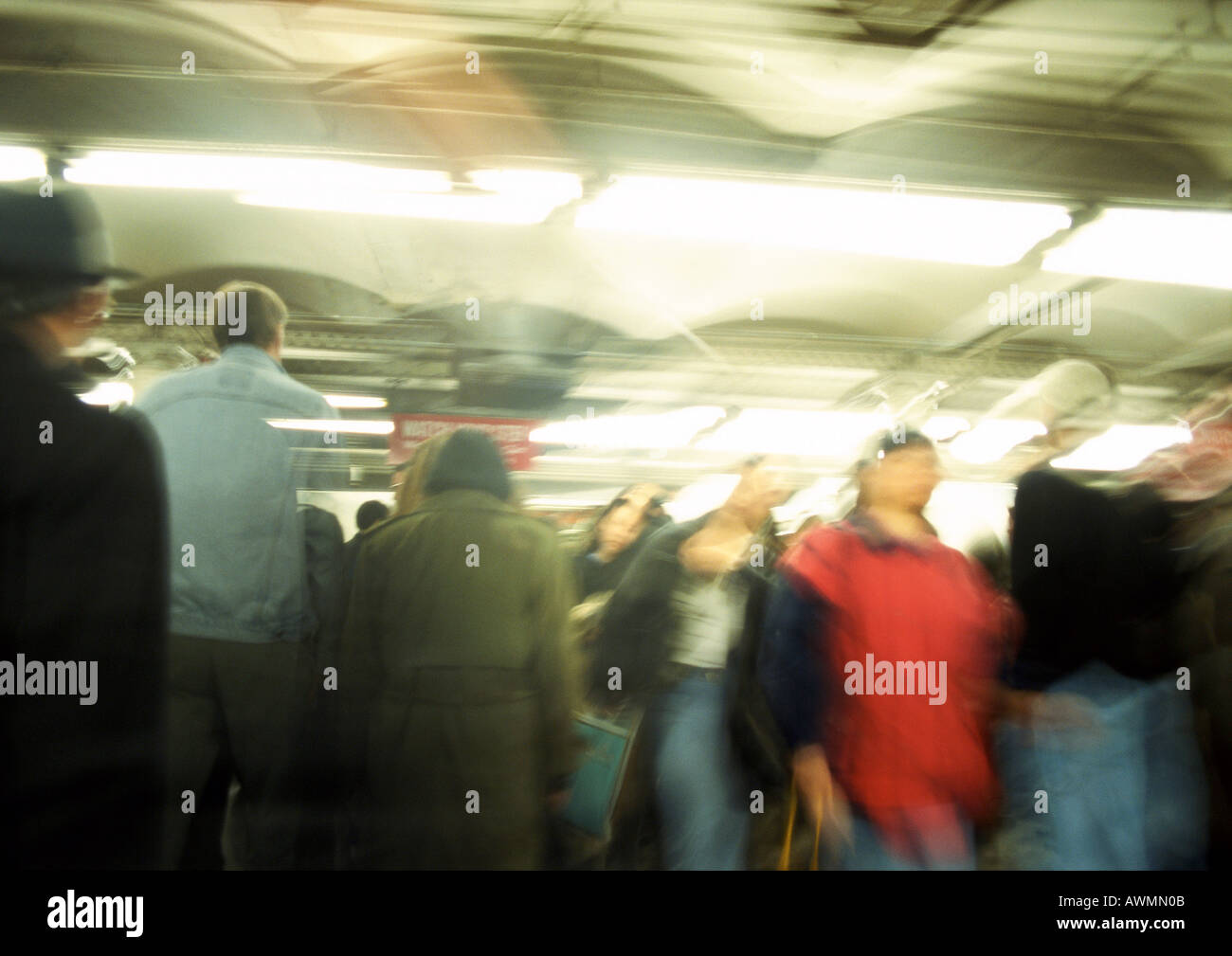 Subway crowd movements hi-res stock photography and images - Alamy