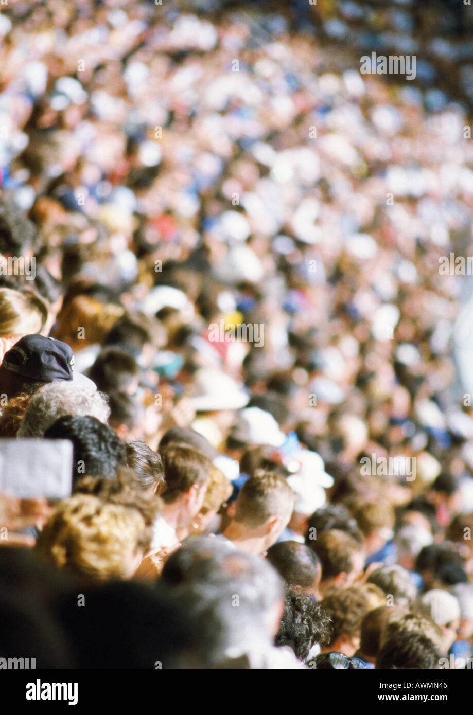 Crowds in bleachers hi-res stock photography and images - Alamy