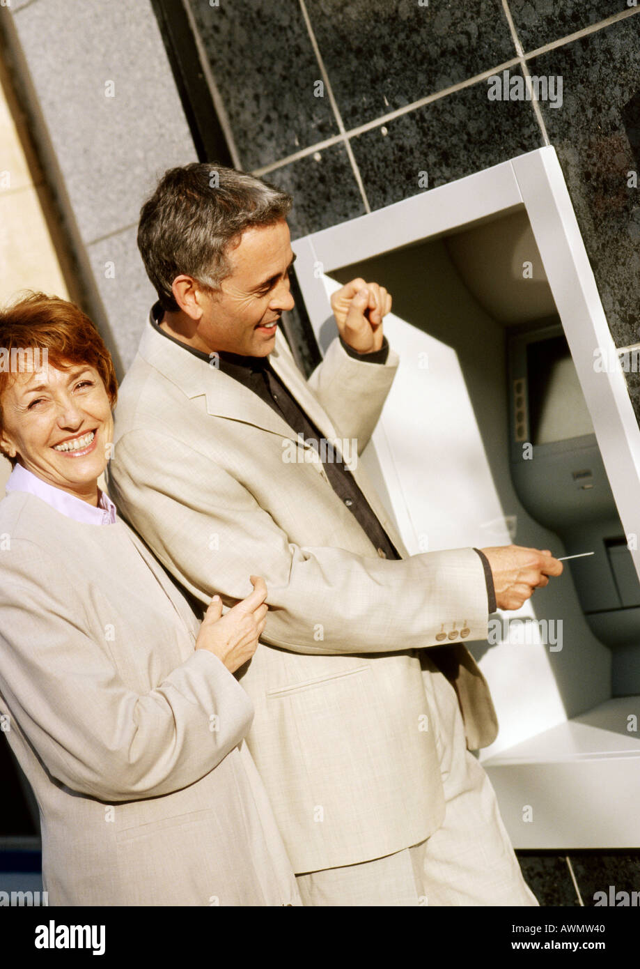 Man atm 50 hi-res stock photography and images - Alamy