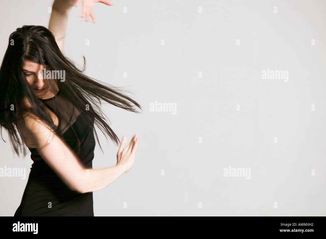 Hispanic female flamenco dancer dancing Stock Photo - Alamy