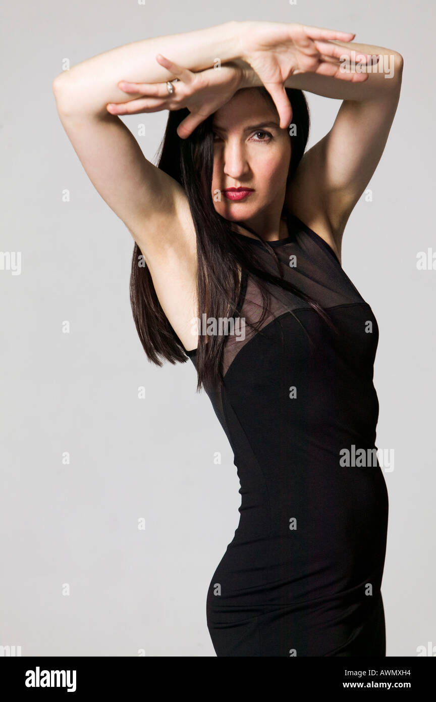 Hispanic female flamenco dancer dancing Stock Photo - Alamy