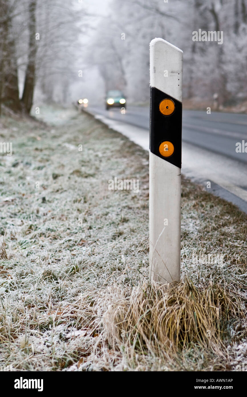 Reflector posts hi-res stock photography and images - Alamy