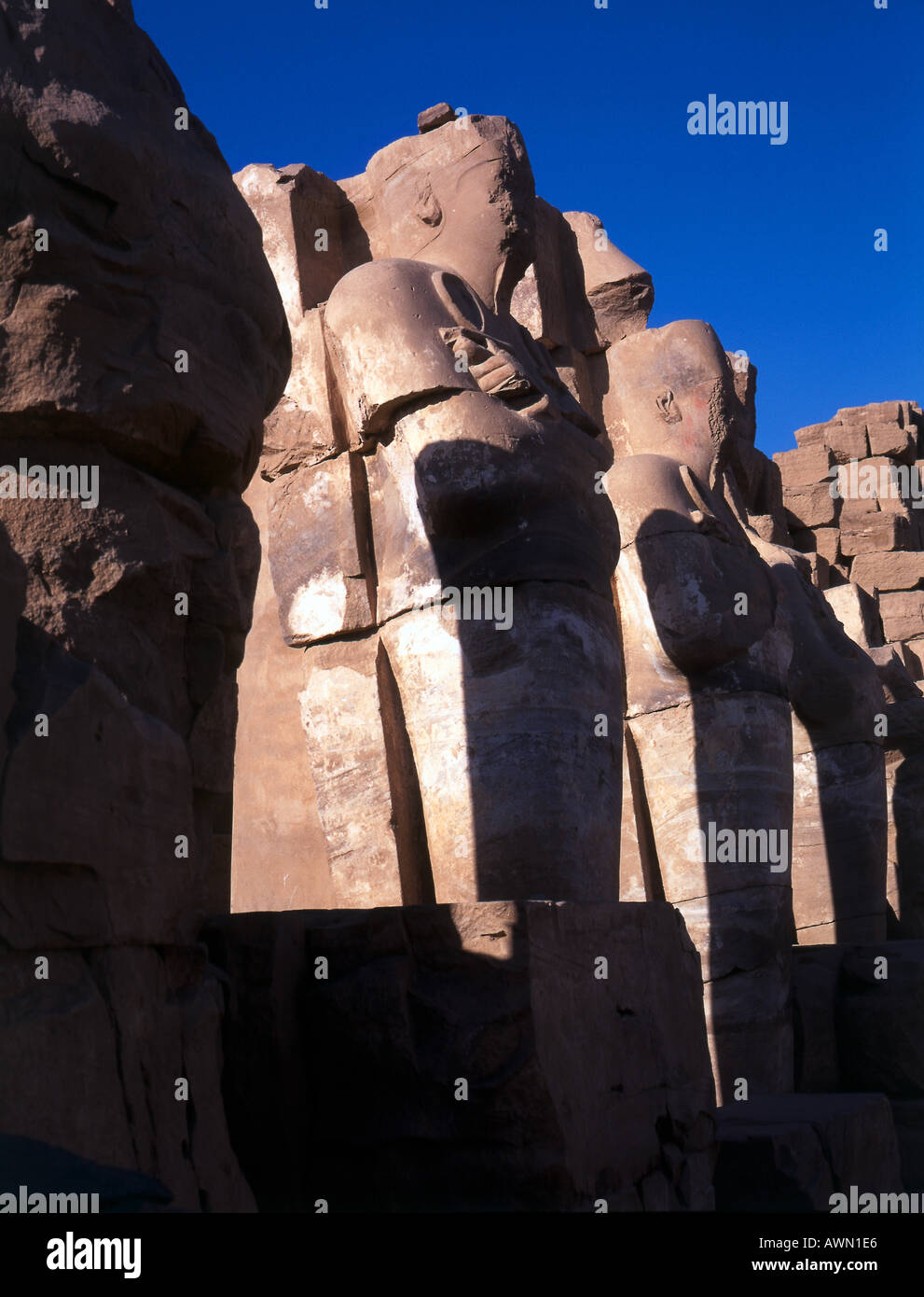 Karnak egypt pylon hi-res stock photography and images - Alamy