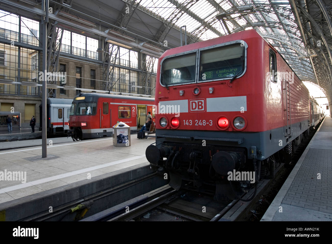 German Rail (DB) train at Frankfurt's central rail station, Frankfurt ...