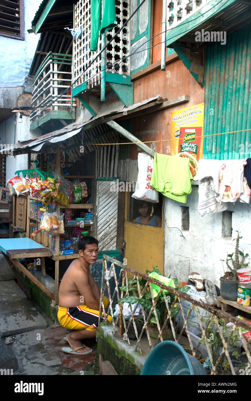 Slum scene iloilo panay hi-res stock photography and images - Alamy