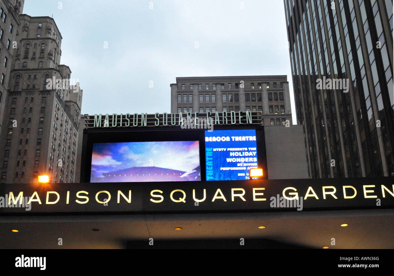 Madison towers hi-res stock photography and images - Alamy