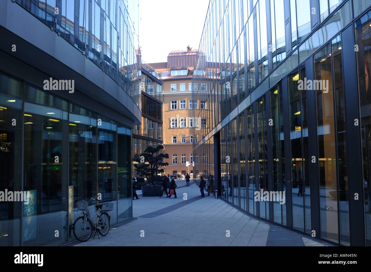 Bayrische staatsoper hi-res stock photography and images - Alamy