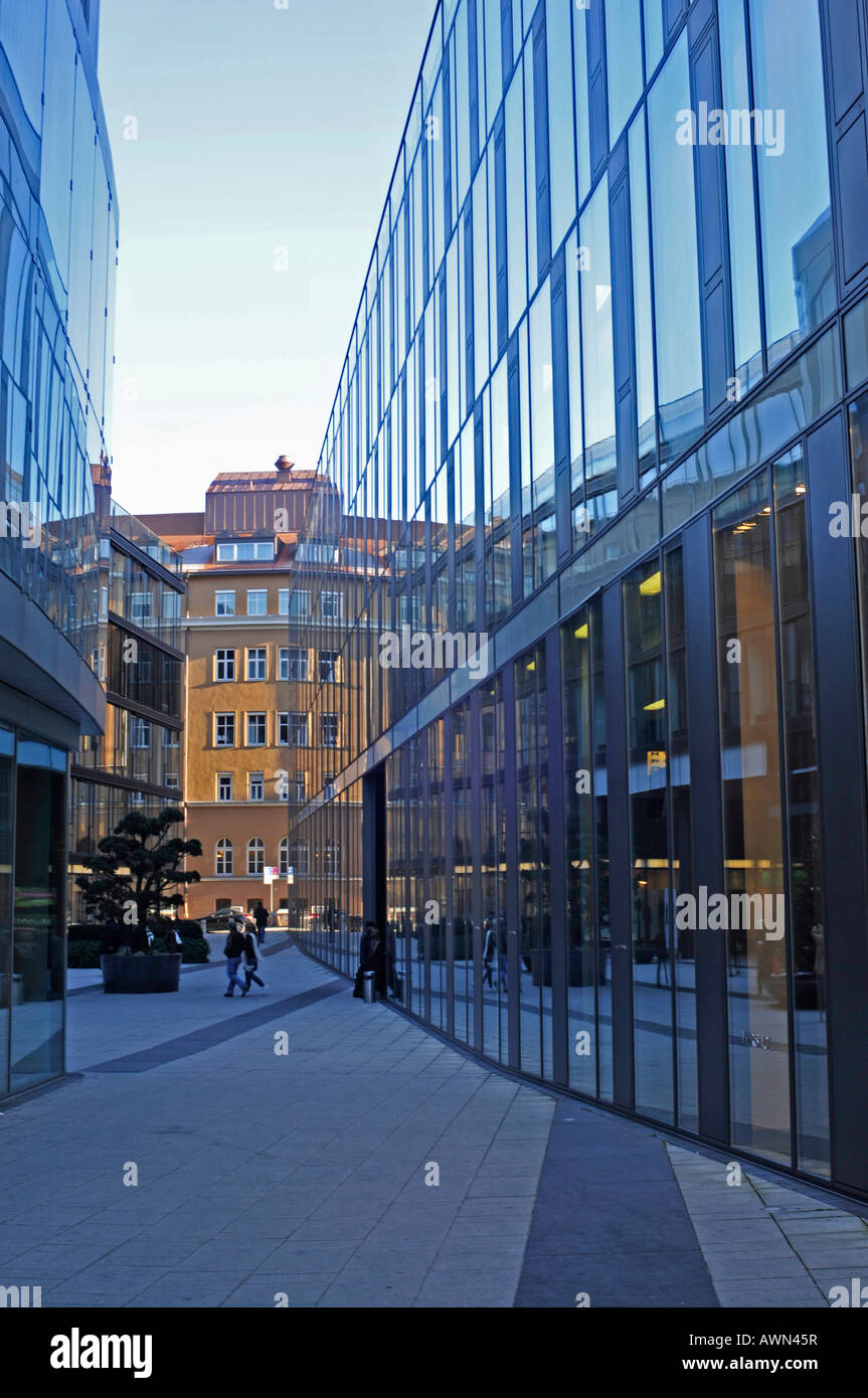 Bayerische Staatsoper (Bavarian State Opera), modern annex, Munich ...