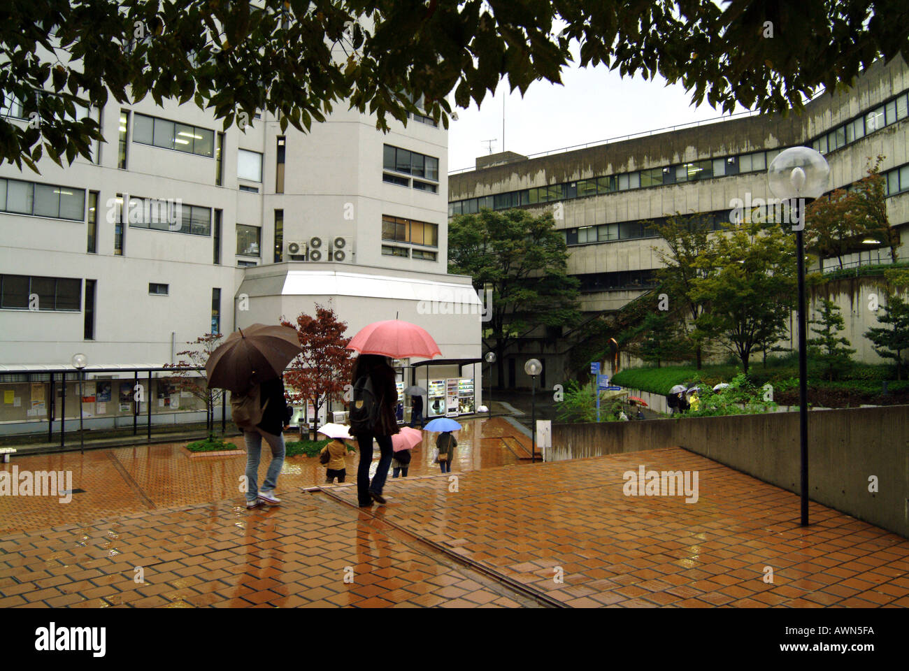 Osaka University of Arts students in the rain Japan Stock Photo - Alamy