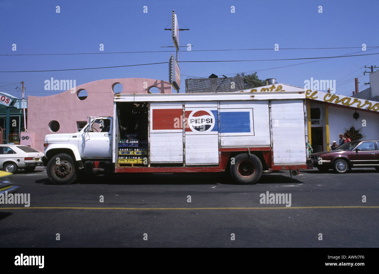 Pepsi van hi-res stock photography and images - Alamy