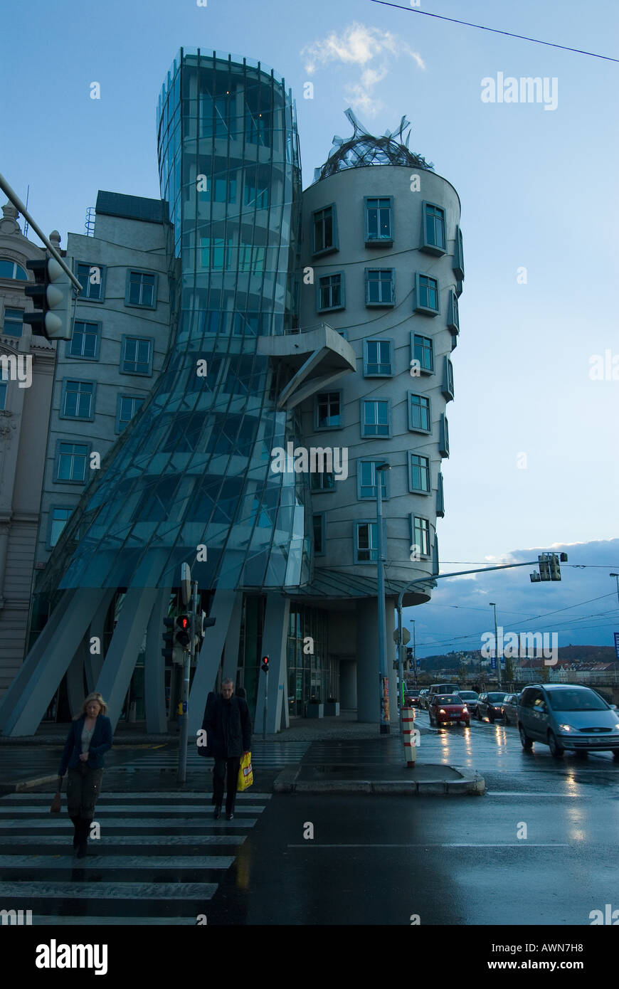 Tancici Dum building in sunset, Prague Stock Photo - Alamy