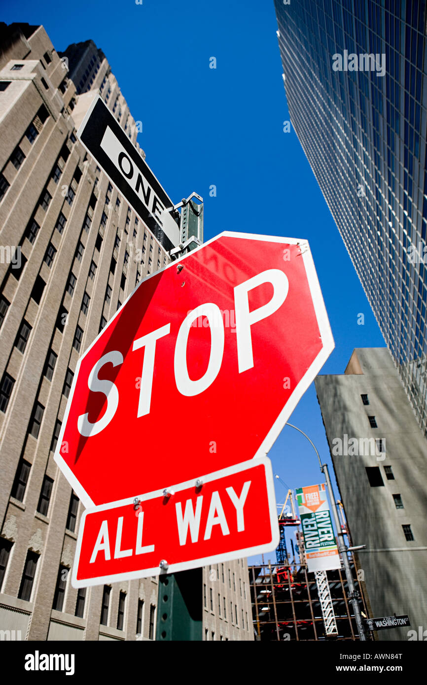 New york stop sign hi-res stock photography and images - Alamy