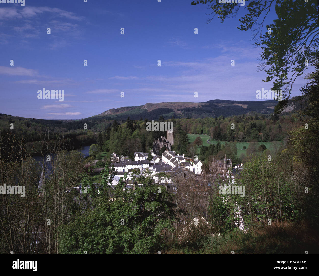 Dunkeld village hi-res stock photography and images - Alamy