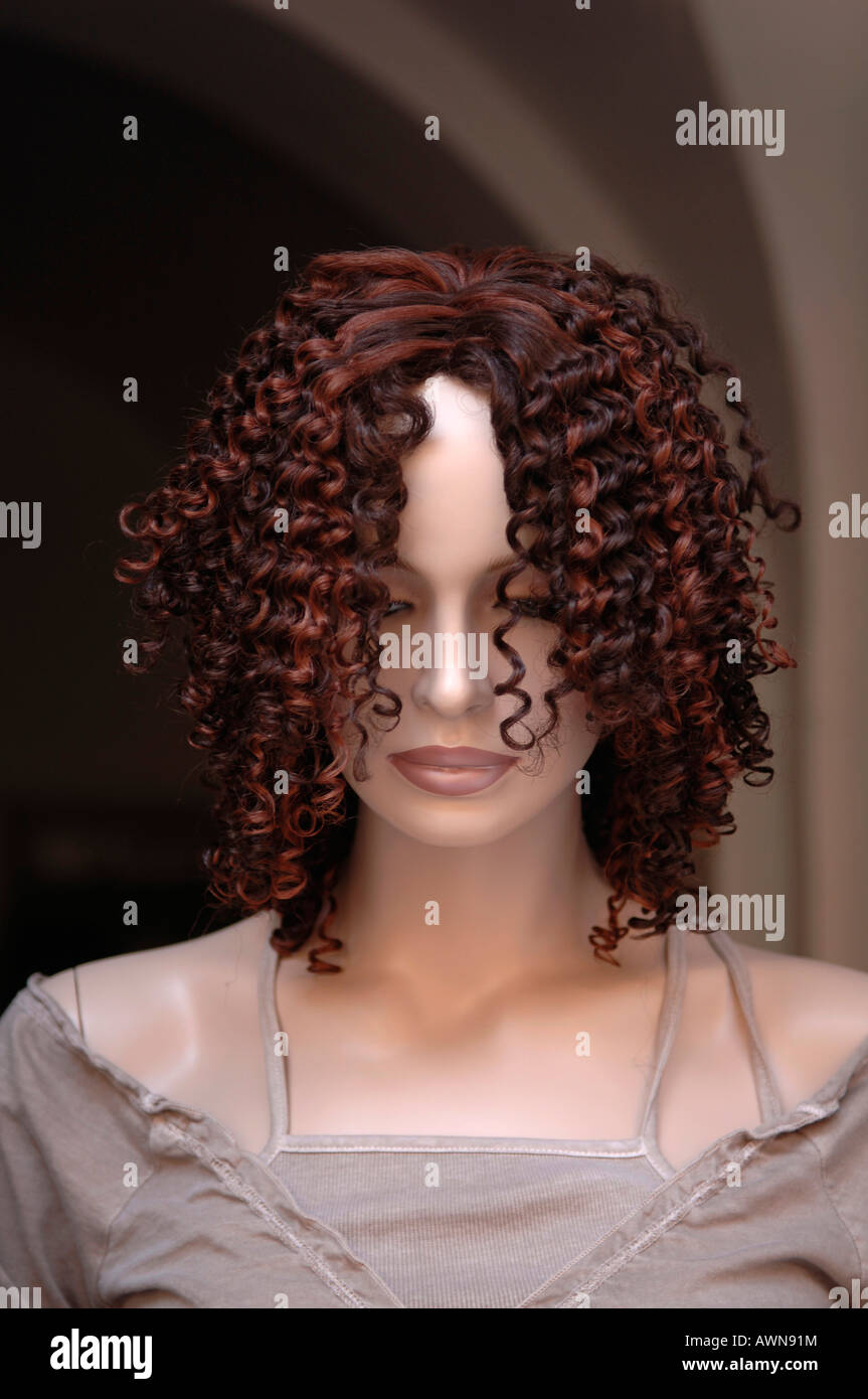 Mannequin faces hi-res stock photography and images - Alamy