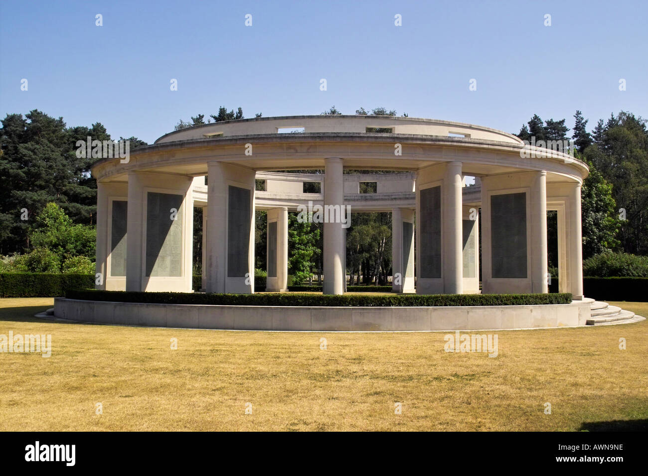 Memorial at Brookwood Cemetery, Surrey, UK Stock Photo - Alamy