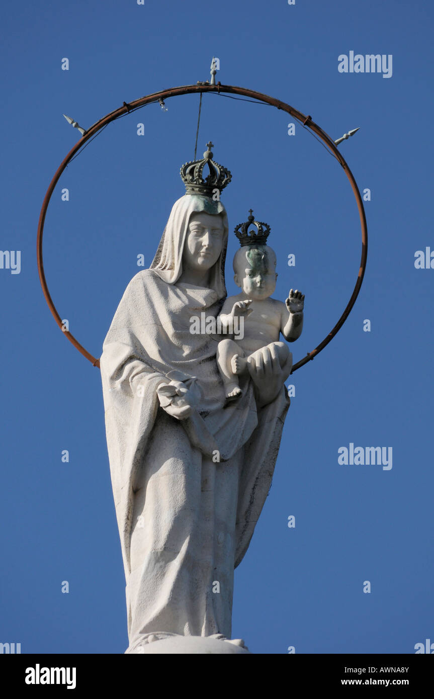 Funchal madeira portugal statue hi-res stock photography and images - Alamy