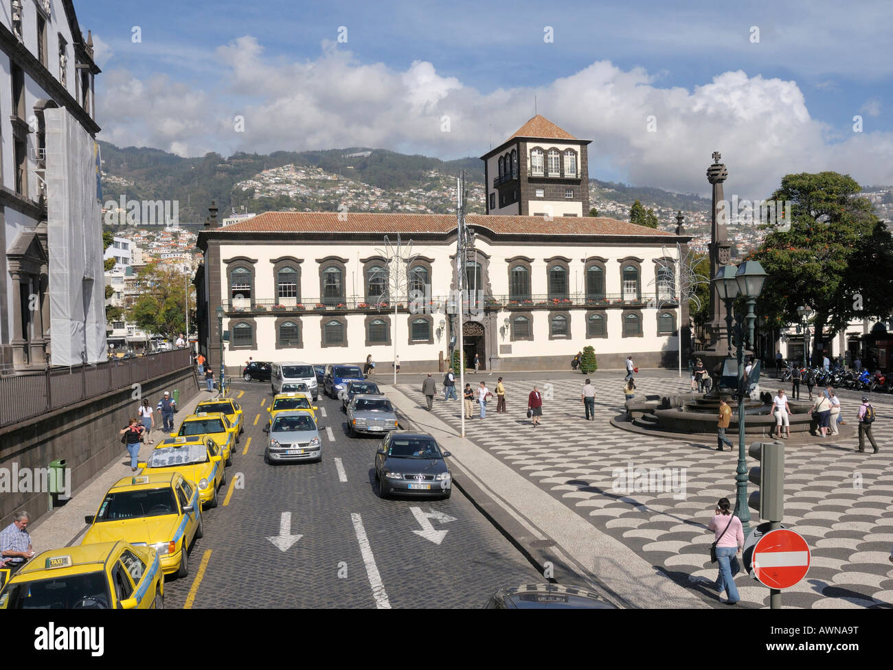 Brunnen hall road hi-res stock photography and images - Alamy