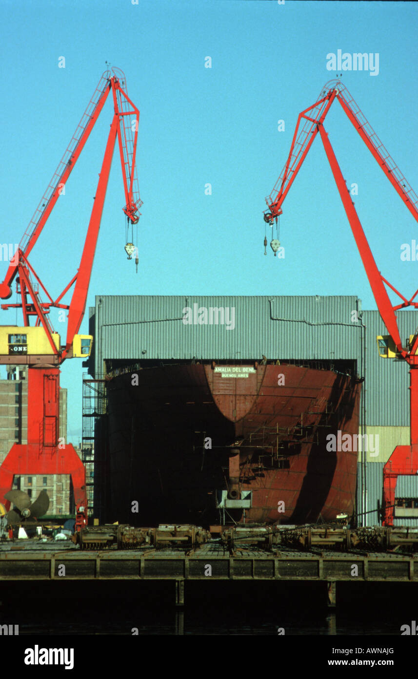 ARGENTINA SHIPYARDS IN BUENOS AIRES HARBOUR Photo Julio Etchart Stock ...