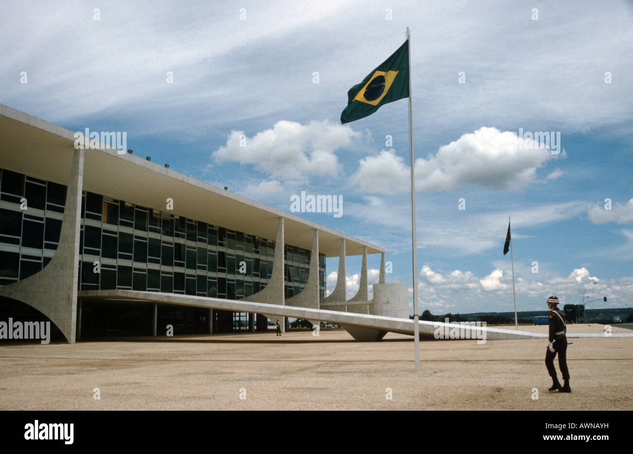 BRAZIL GUARD AT THE ALVORADA PRESIDENTIAL PALACE IN BRASILIA Photo ...