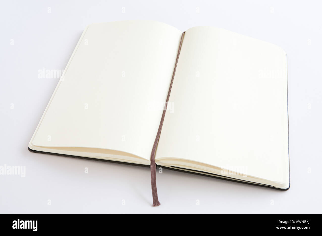 Open book plain hi-res stock photography and images - Alamy