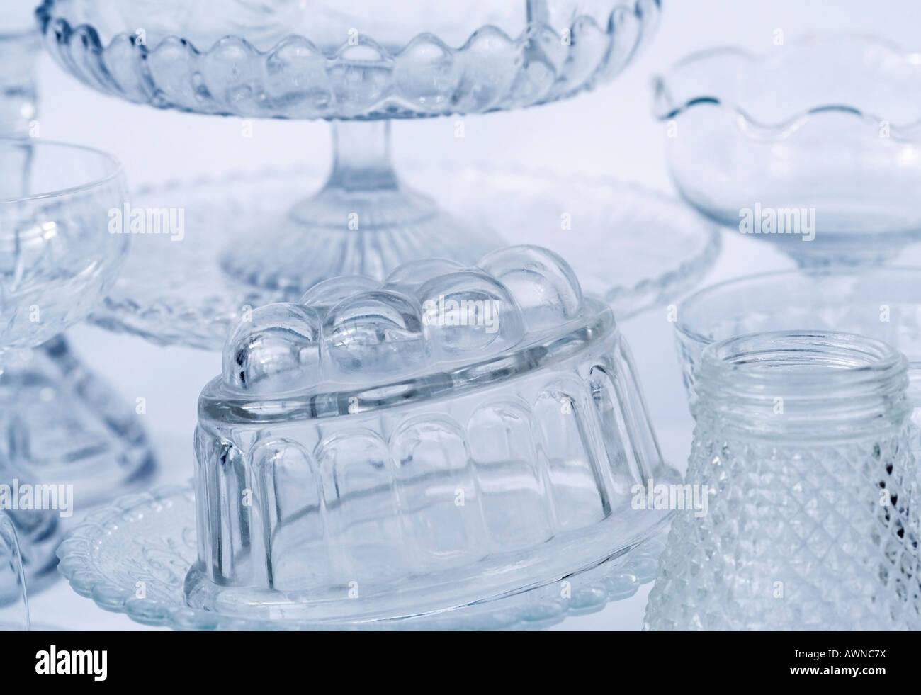 Vintage glassware hi-res stock photography and images - Alamy
