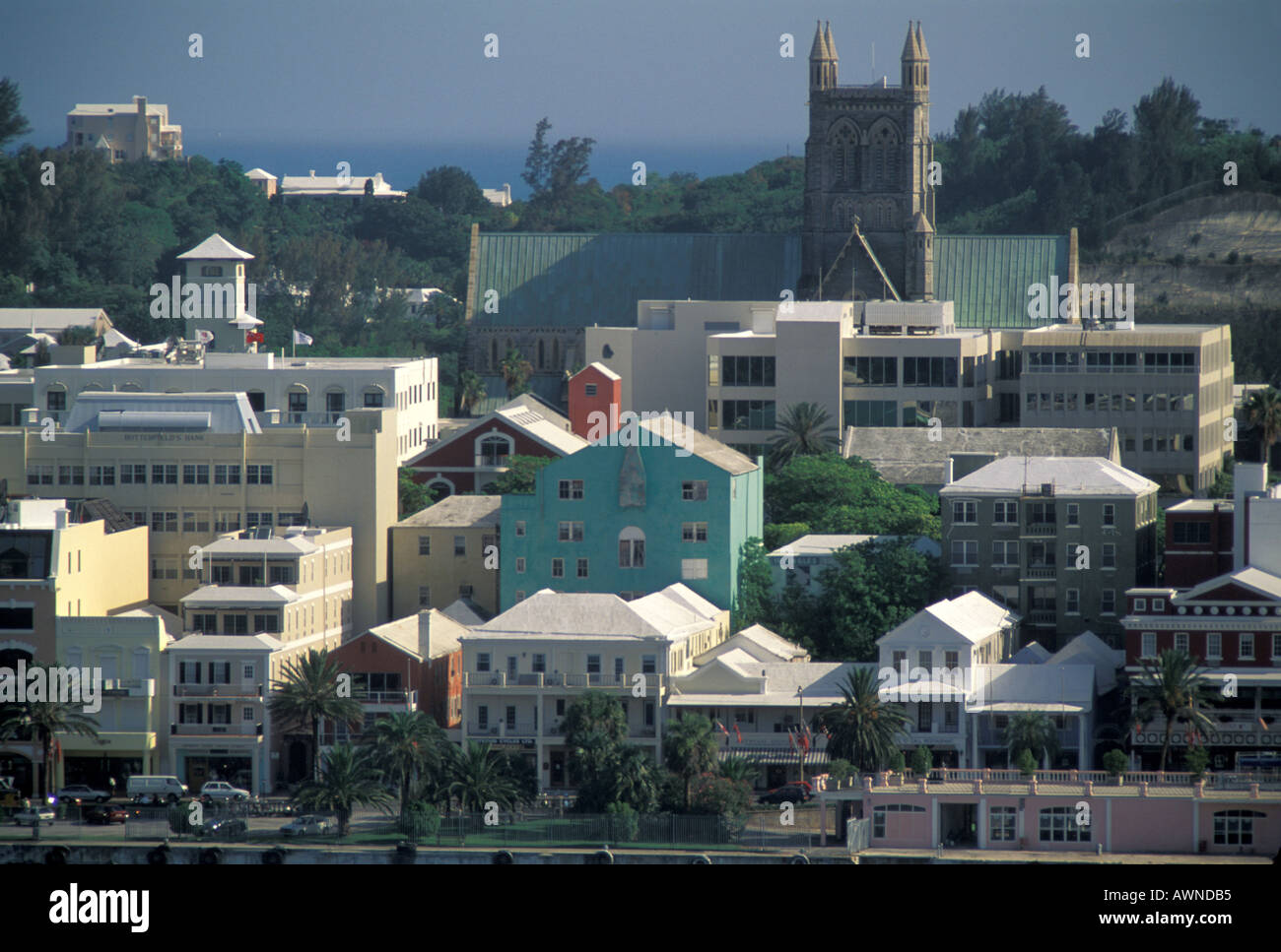 Waterfront hamilton bermuda hi-res stock photography and images - Alamy