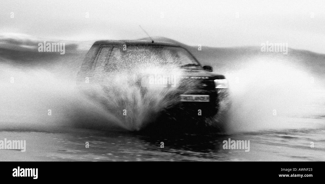 White land rover in Black and White Stock Photos & Images - Alamy