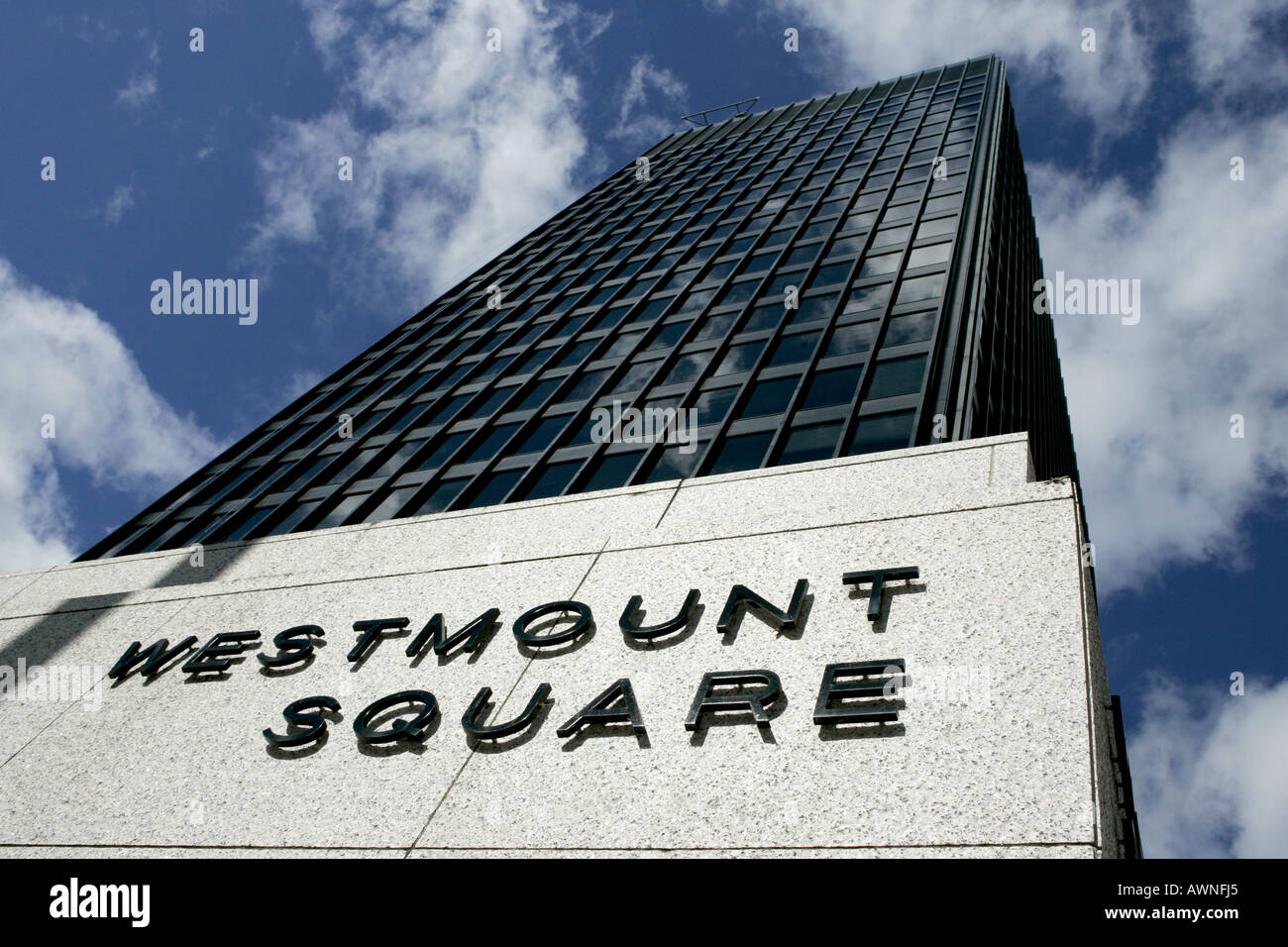 Westmount square hi-res stock photography and images - Alamy