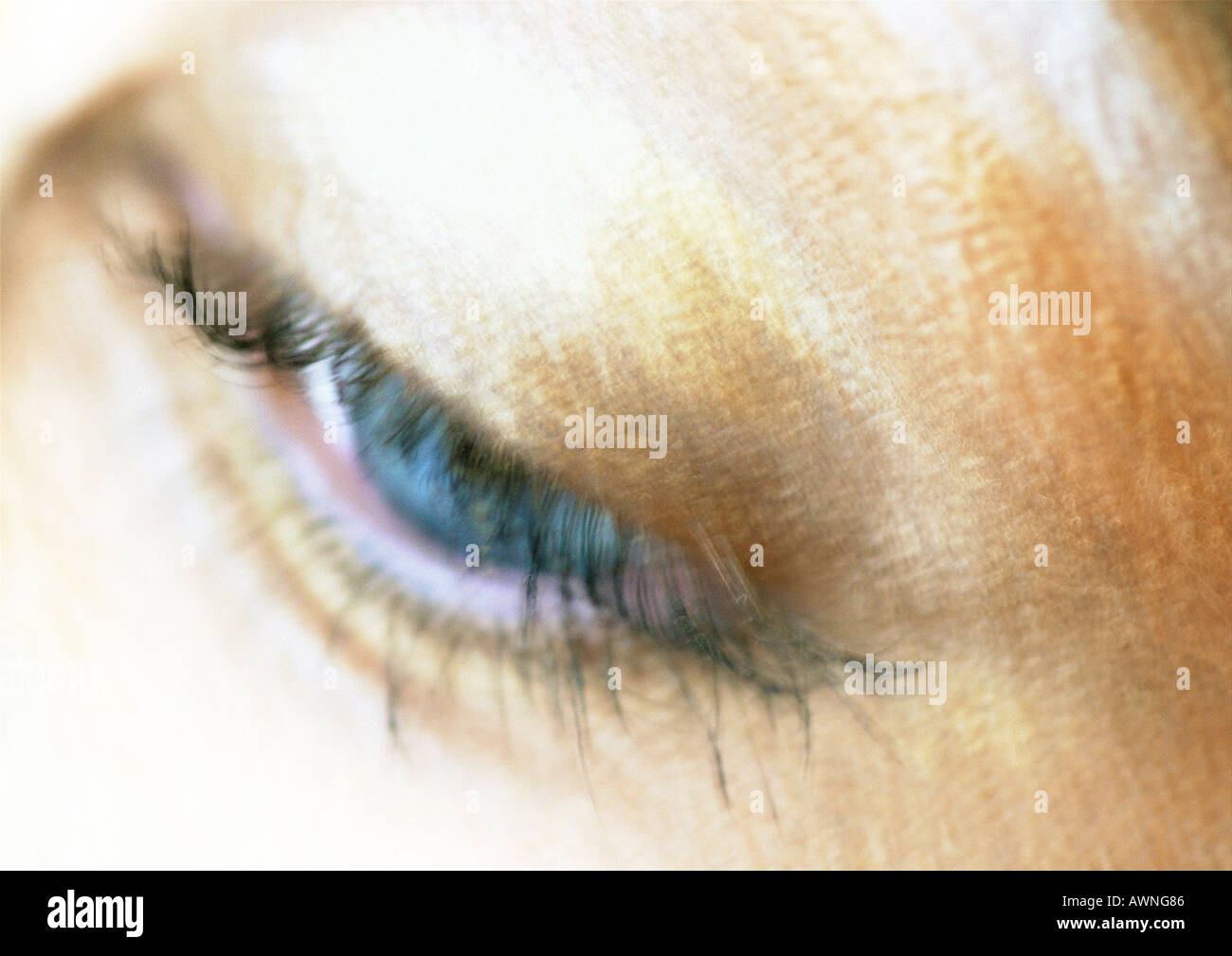 Looking look down from above overhead view hi-res stock photography and ...