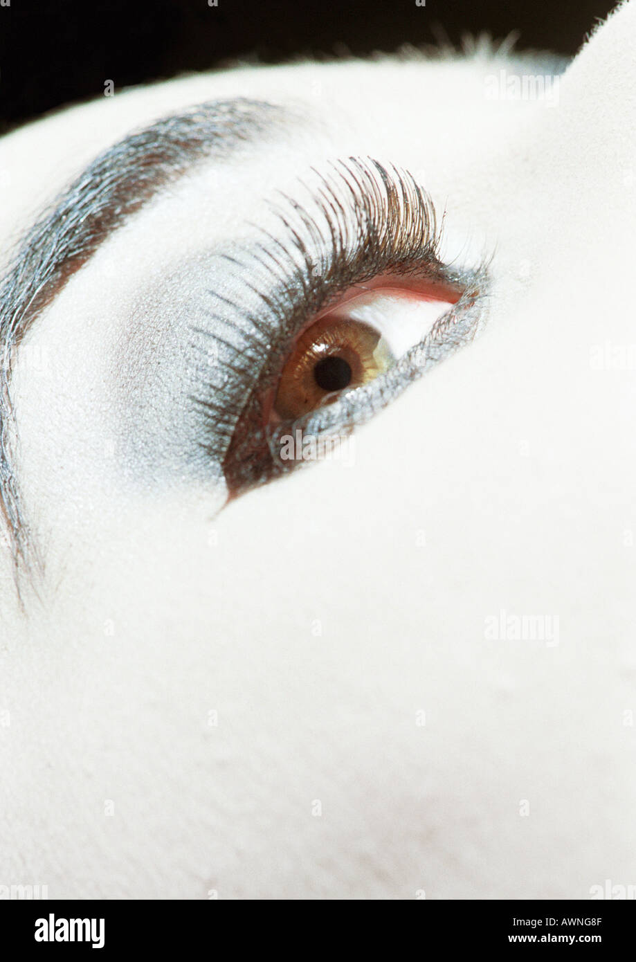 Pale eyelids hi-res stock photography and images - Alamy