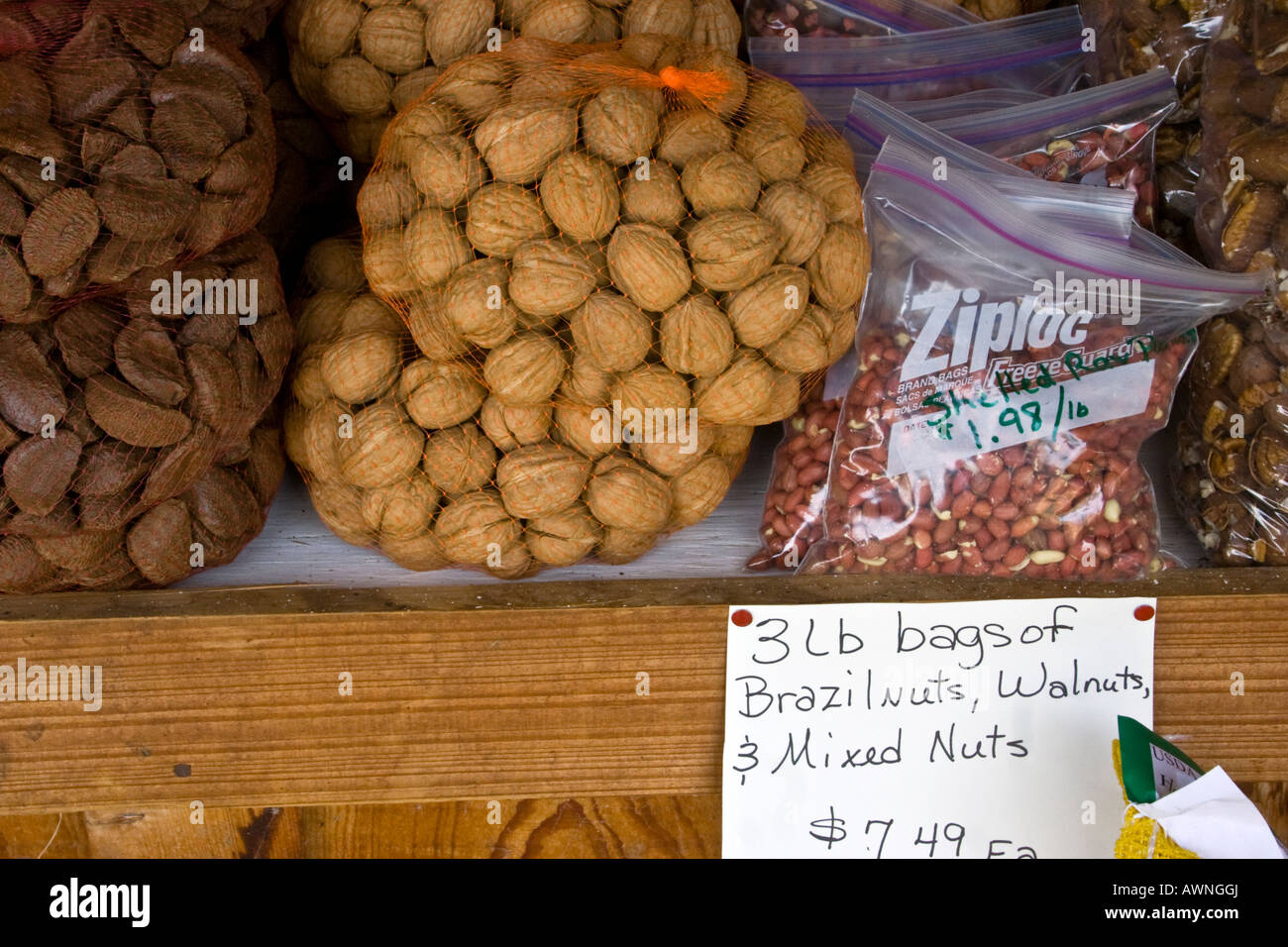 Nuts for sale Stock Photo - Alamy