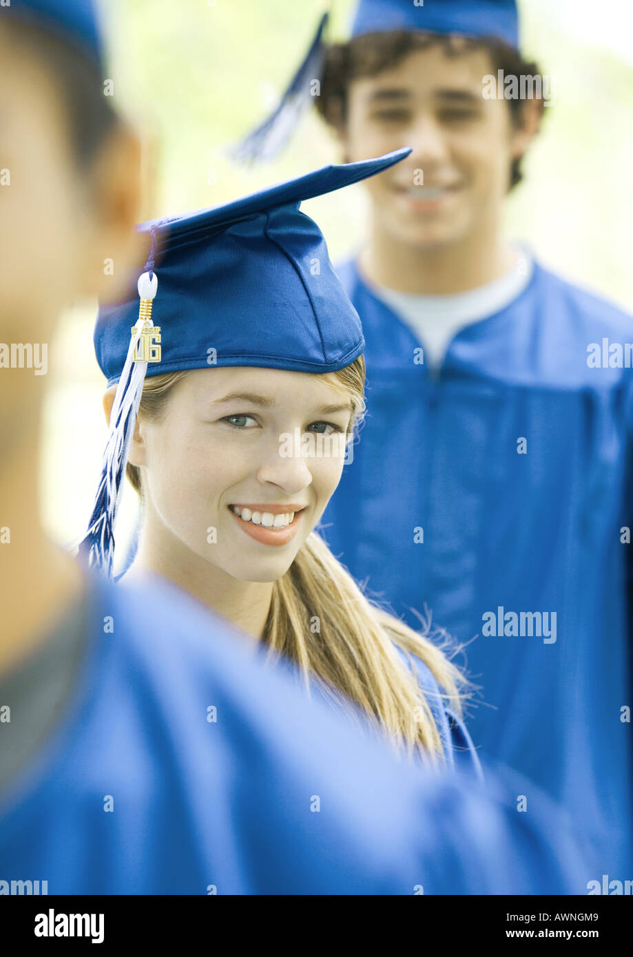 16 to 17 years graduation hi-res stock photography and images - Alamy