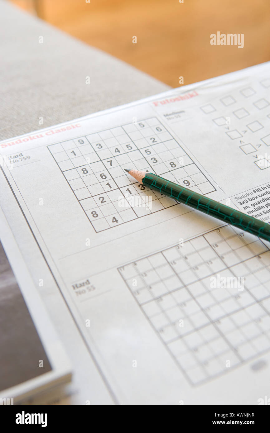 Sudoku paper hi-res stock photography and images - Alamy