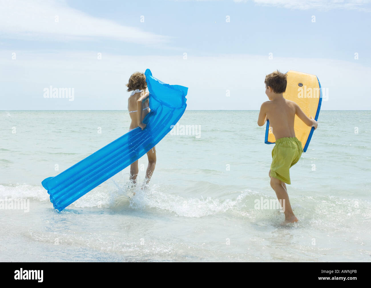 Carry board games hi-res stock photography and images - Alamy