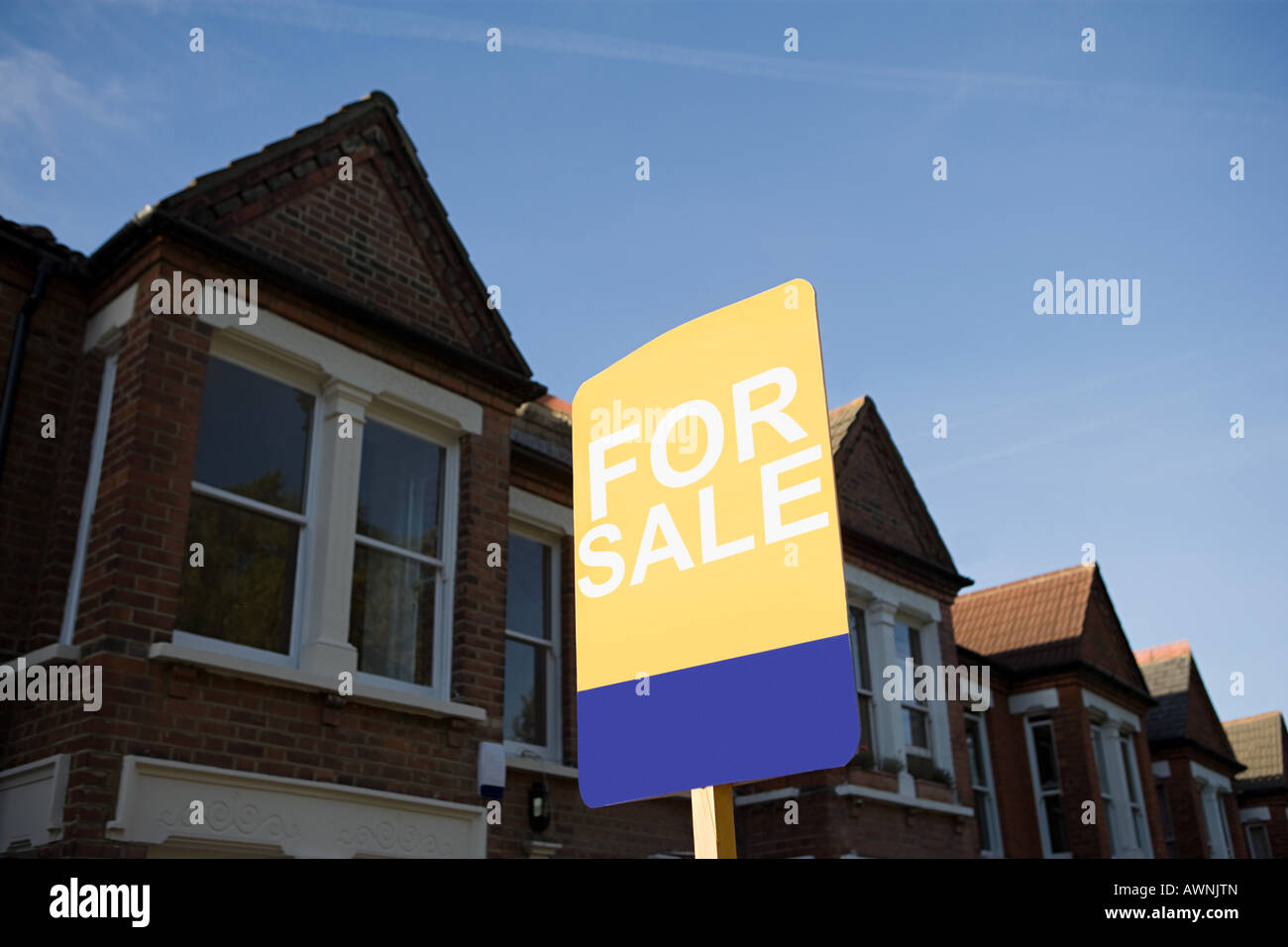 For sale sign Stock Photo - Alamy