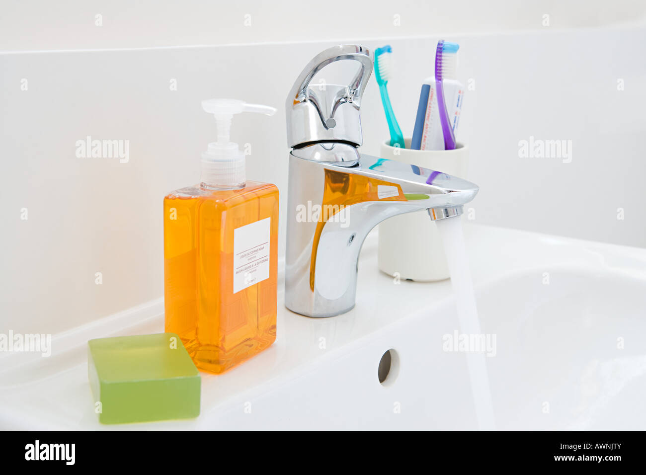 A running tap Stock Photo - Alamy