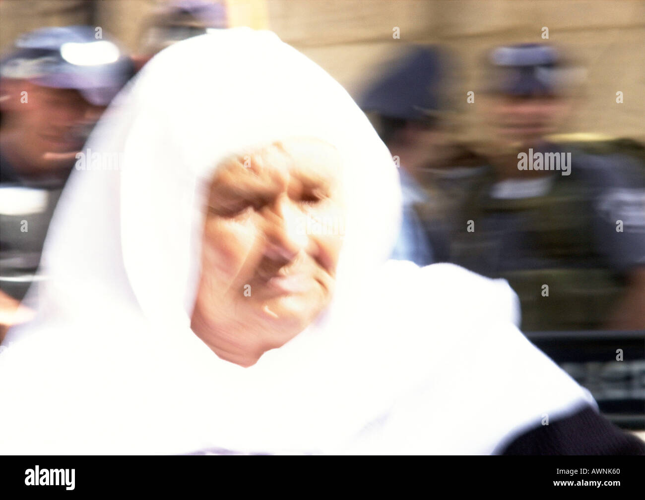 Israel jerusalem woman in front hi-res stock photography and images - Alamy