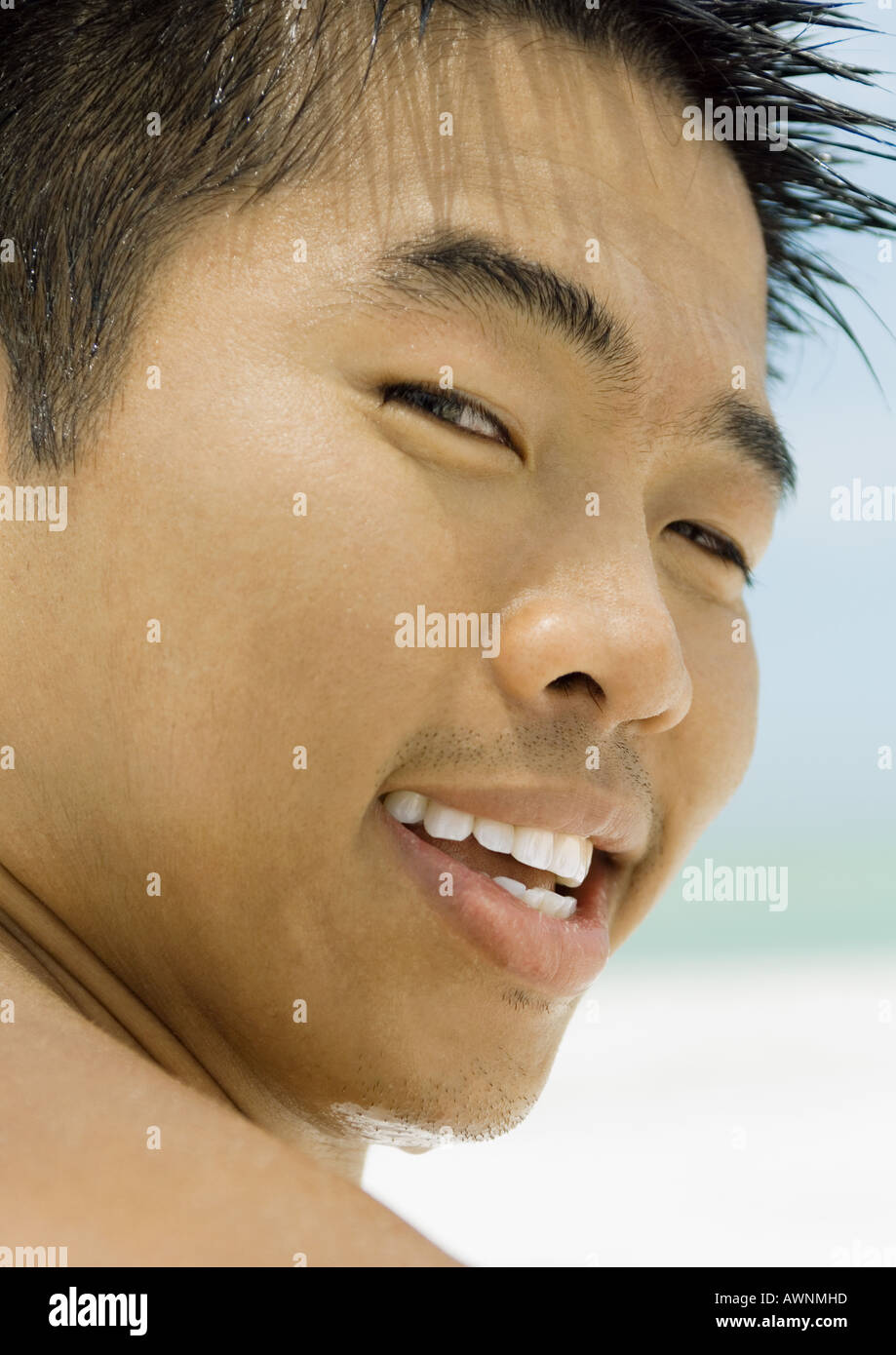 Man's face and shoulder hi-res stock photography and images - Alamy