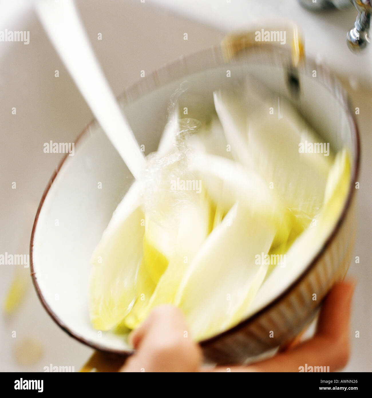 Rinsing off vegetables hi-res stock photography and images - Alamy