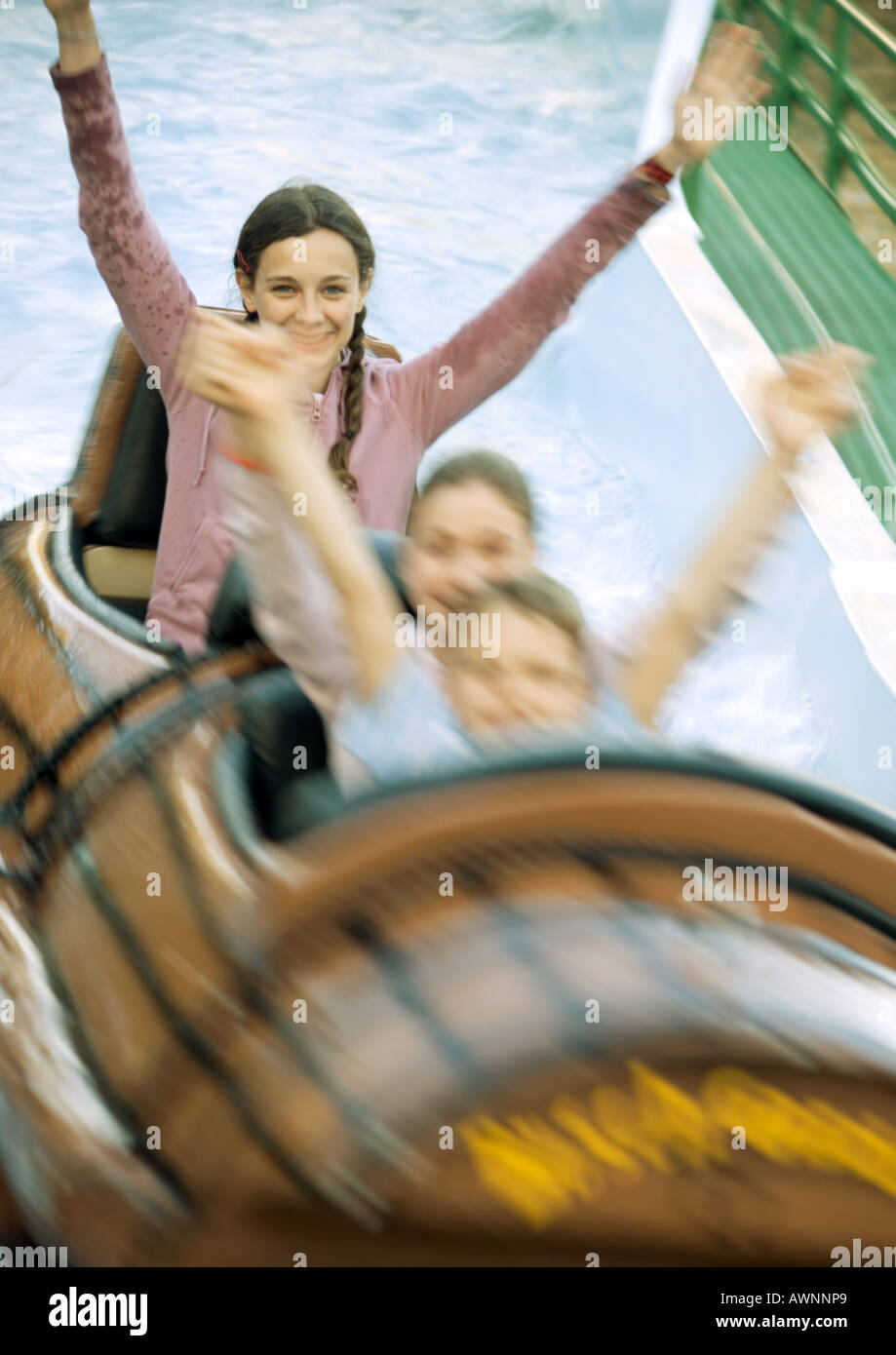 Log flume teenagers hi-res stock photography and images - Alamy Log flume teenagers hi-res stock photography and images - Alamy