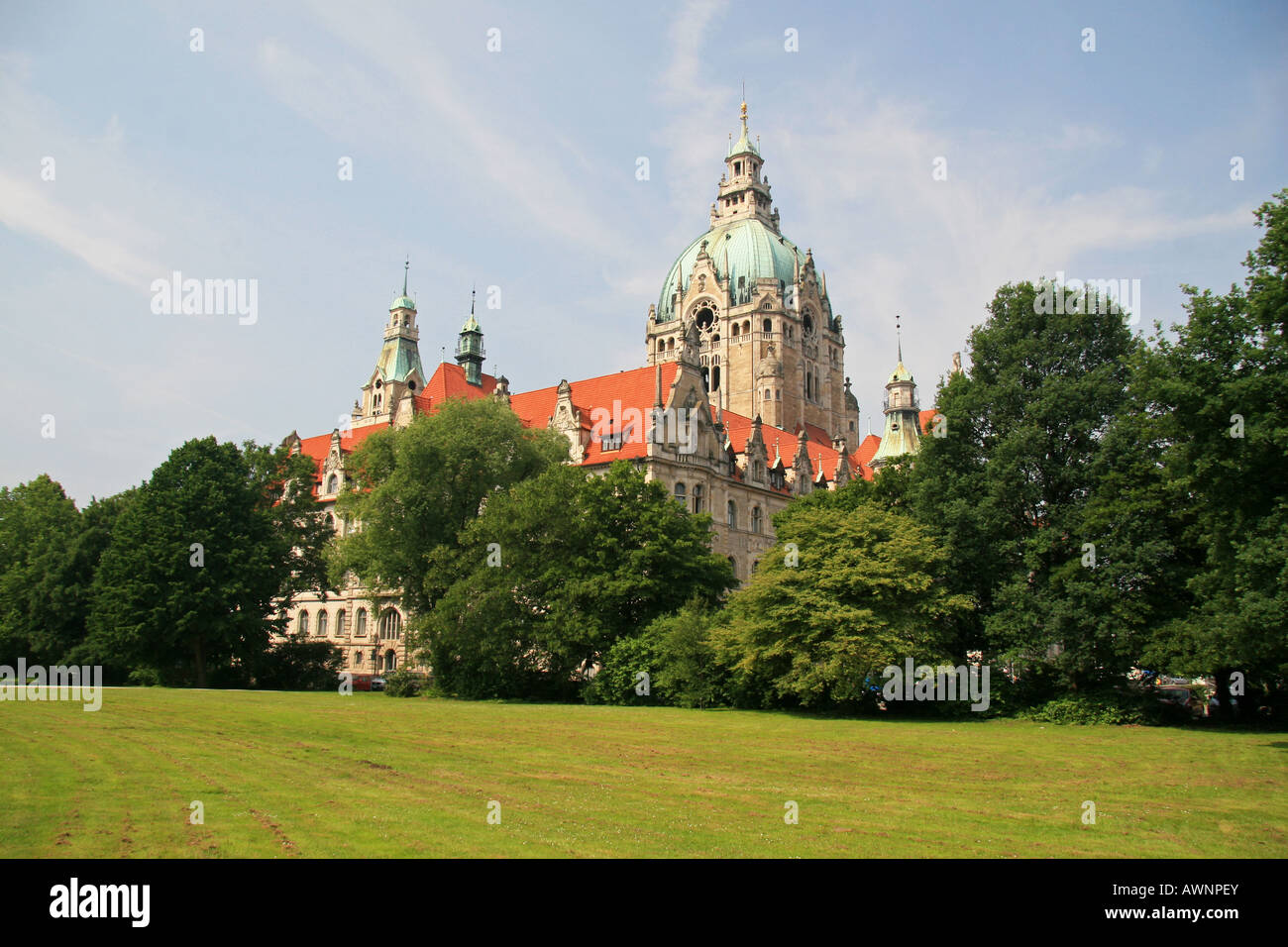 The green dome of the Neues Rathaus in Hanover, Germany Stock Photo - Alamy